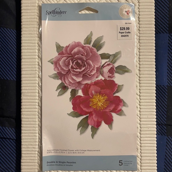 Spellbinders | Other | Spellbinders Cutting Dies Of Single And Double ...